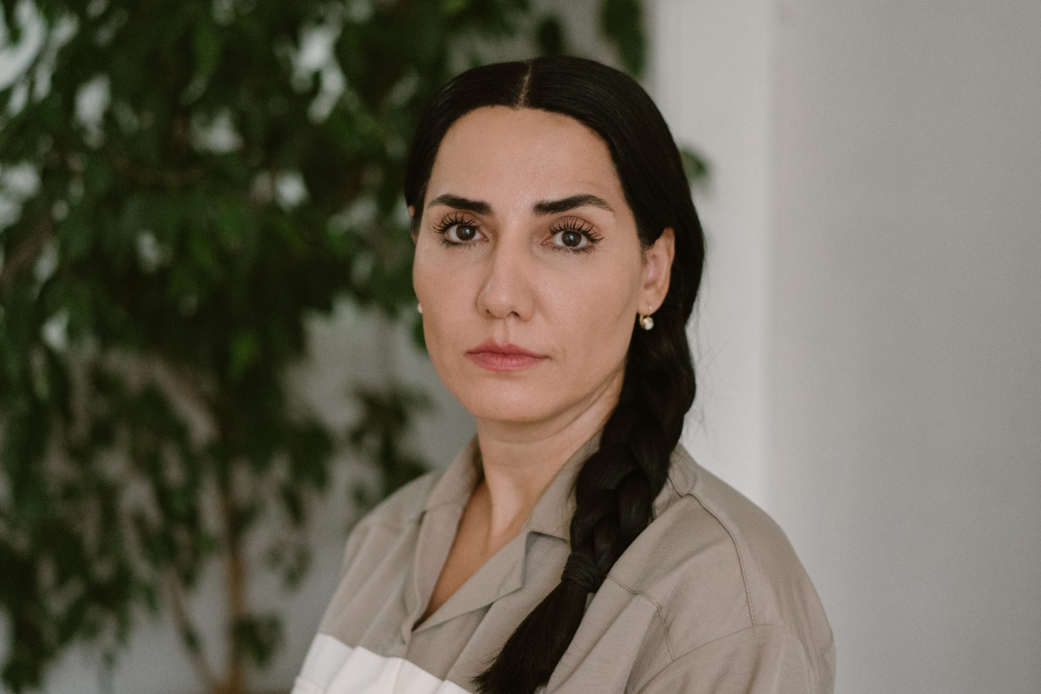 Iranilainen Sahar varustaa naisia muutokseen – "Iranin naiset ovat ...